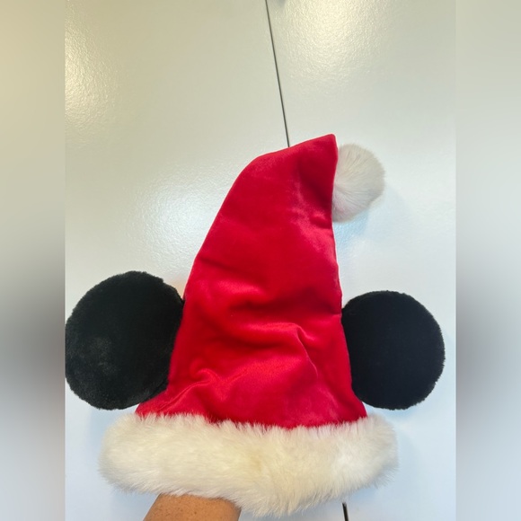 Disney | Accessories | New Disney Store Mickey Santa Hat Adjustable ...